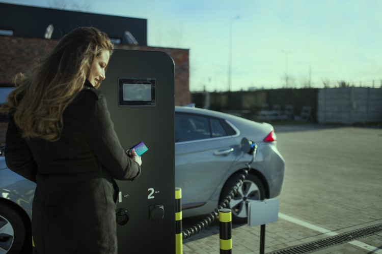 Enhancing The EV User Experience: Mastercard and Last Mile Solutions ...