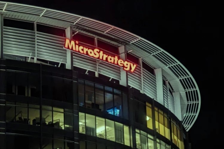 MicroStrategy Doubles its Portfolio and Redefines Corporate Investment ...